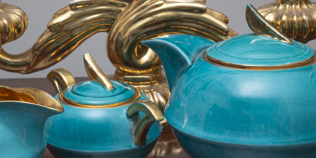 Centennial Splendor: The Legacy of Maria Monroy in 'd'Oro e Turchese ...