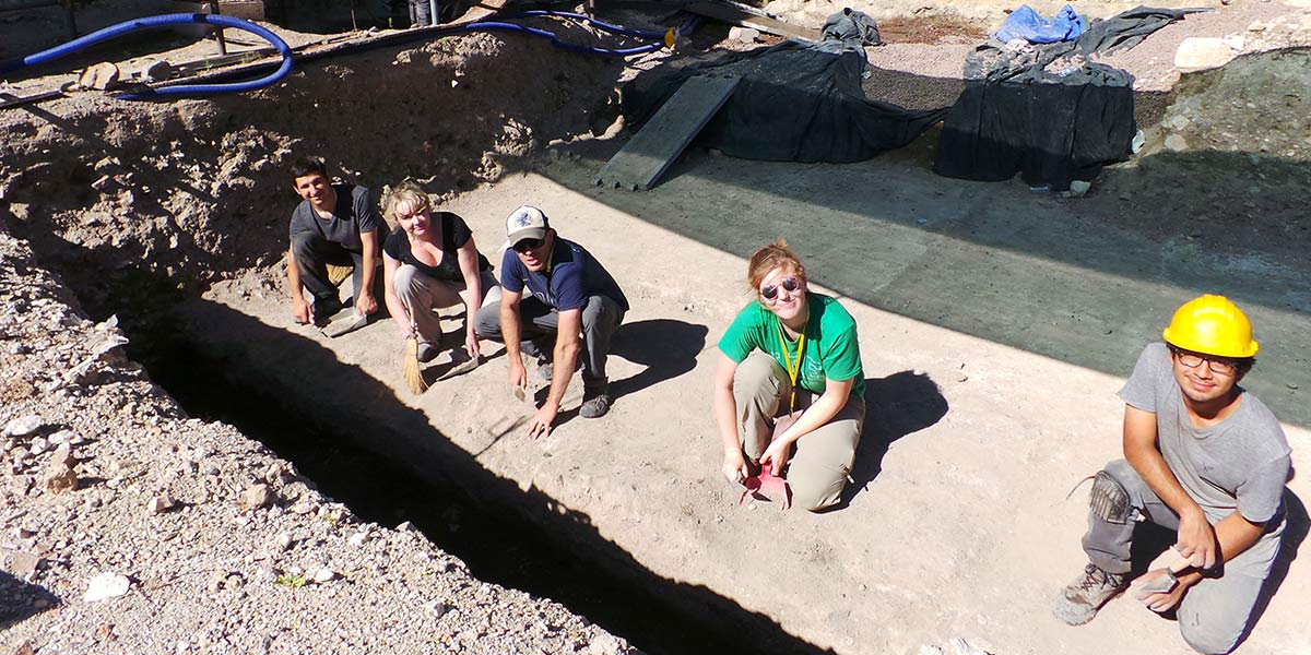 Archaeology students enjoy privileged access to dig at the Colosseum ...